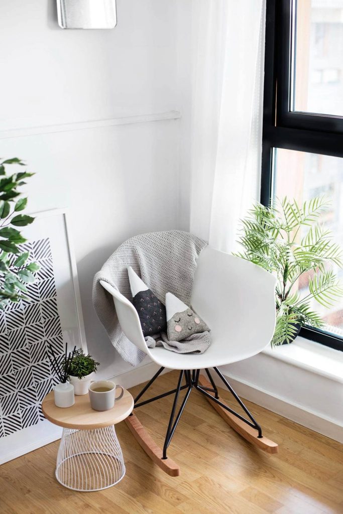 26 Easy Spray Paint Project Ideas for Your Home - H2OBungalow
