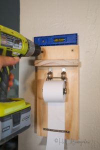 How To Make Wall Mounted Paper Roll Note Holder - H2OBungalow